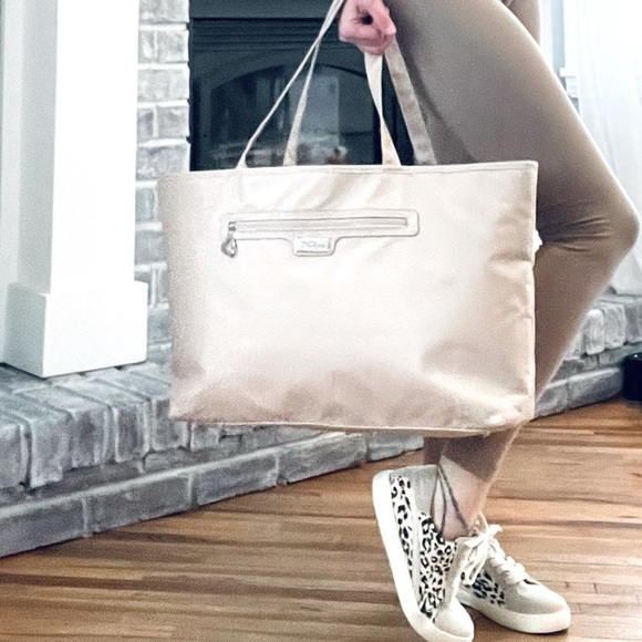 Bella Russo | Bags | Bella Russo Large Tote Nwot | Poshmark